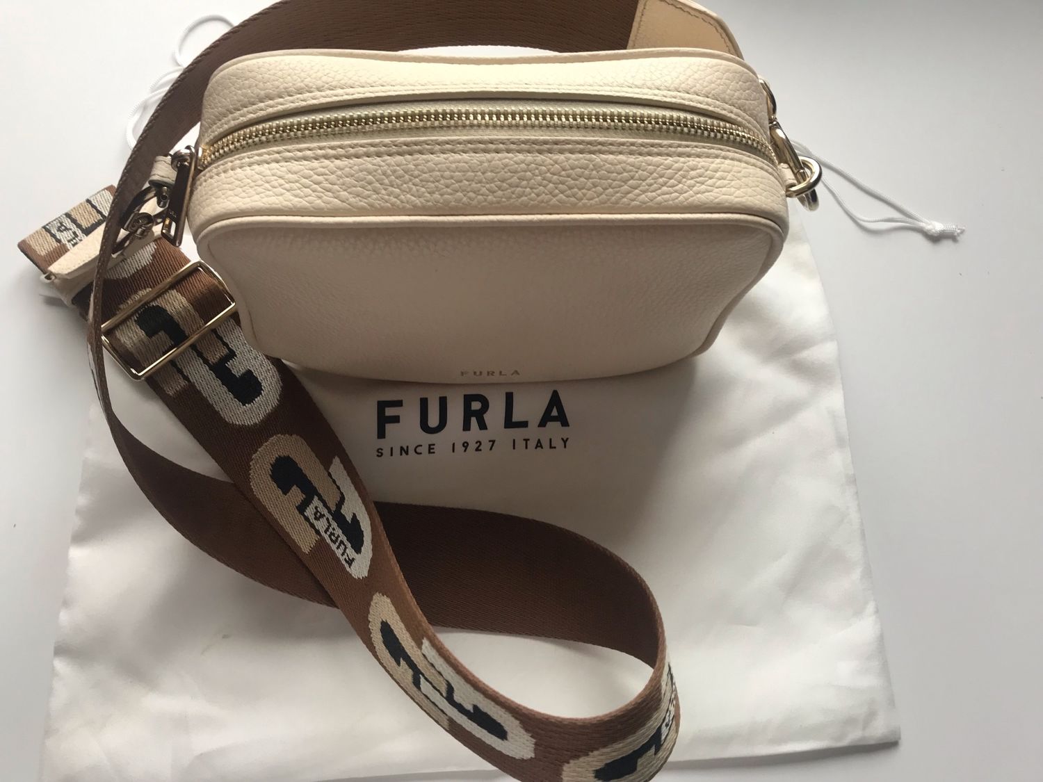 Винтаж: Сумка crossbody Furla премиум! – купить на Ярмарке Мастеров – SVE76RU | Сумки винтажные ...