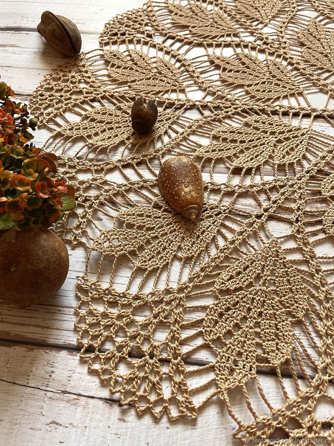 Декоративная салфетка «Листья» на заказ в интернет-магазине Ярмарка ...