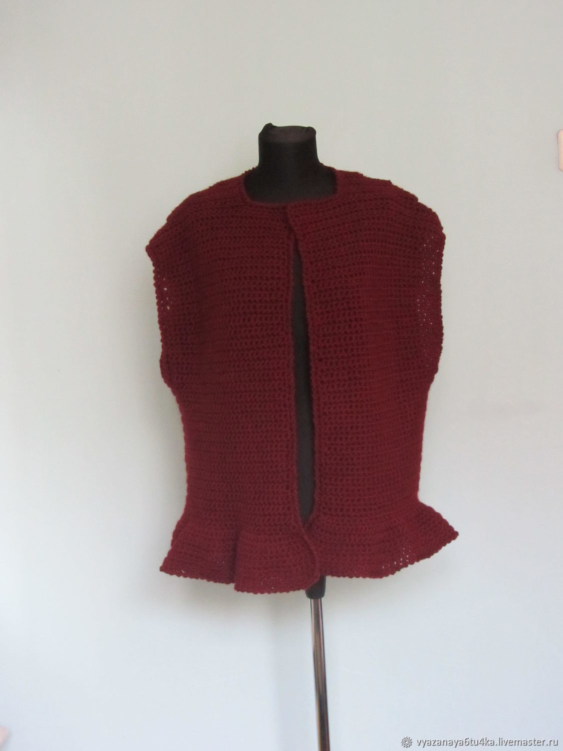 Вязанный бордовый жилет " Бордо" в интернет-магазине Ярмарка Мастеров ...