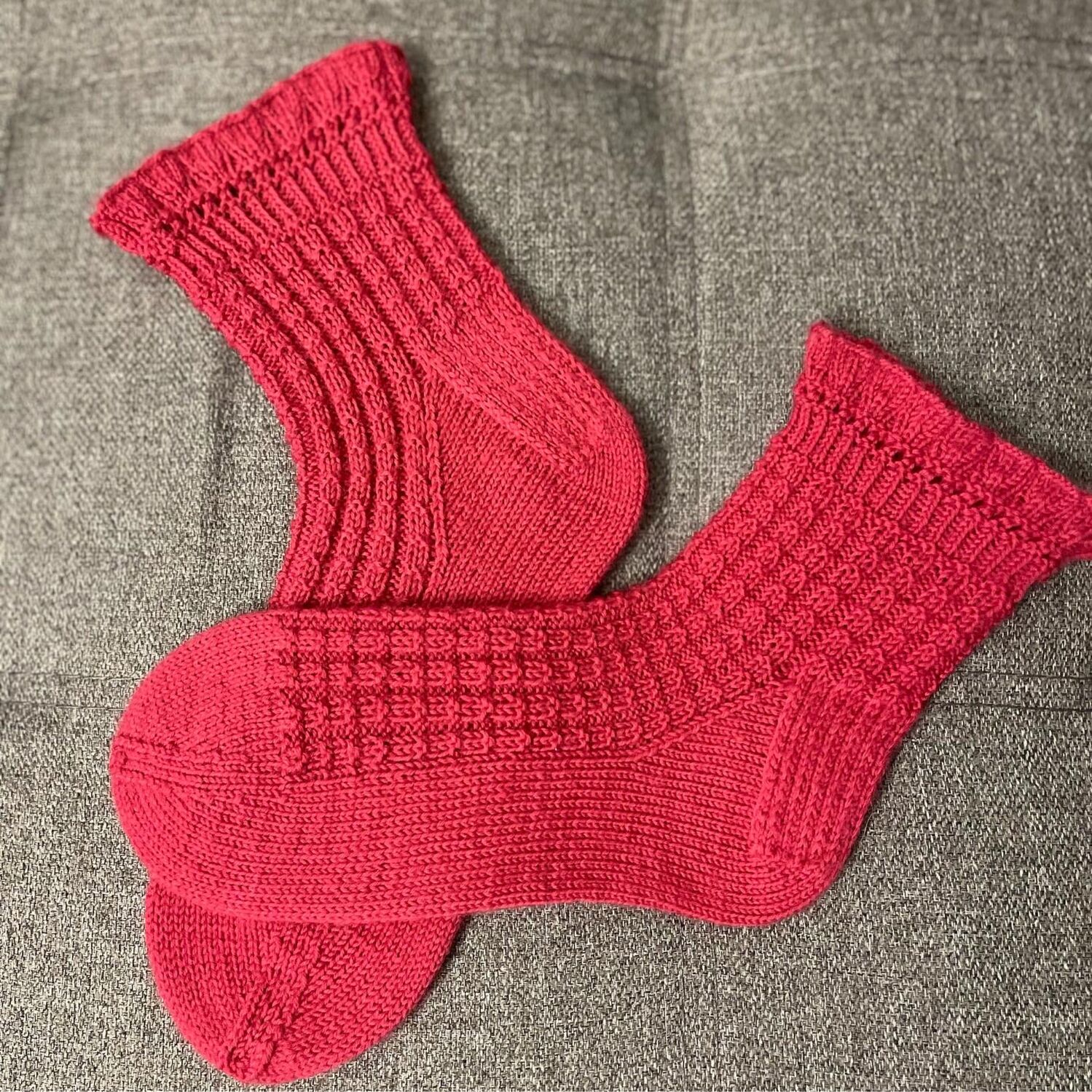 Носочки #crispy_socks – купить онлайн на Ярмарке Мастеров – S9Z48RU ...