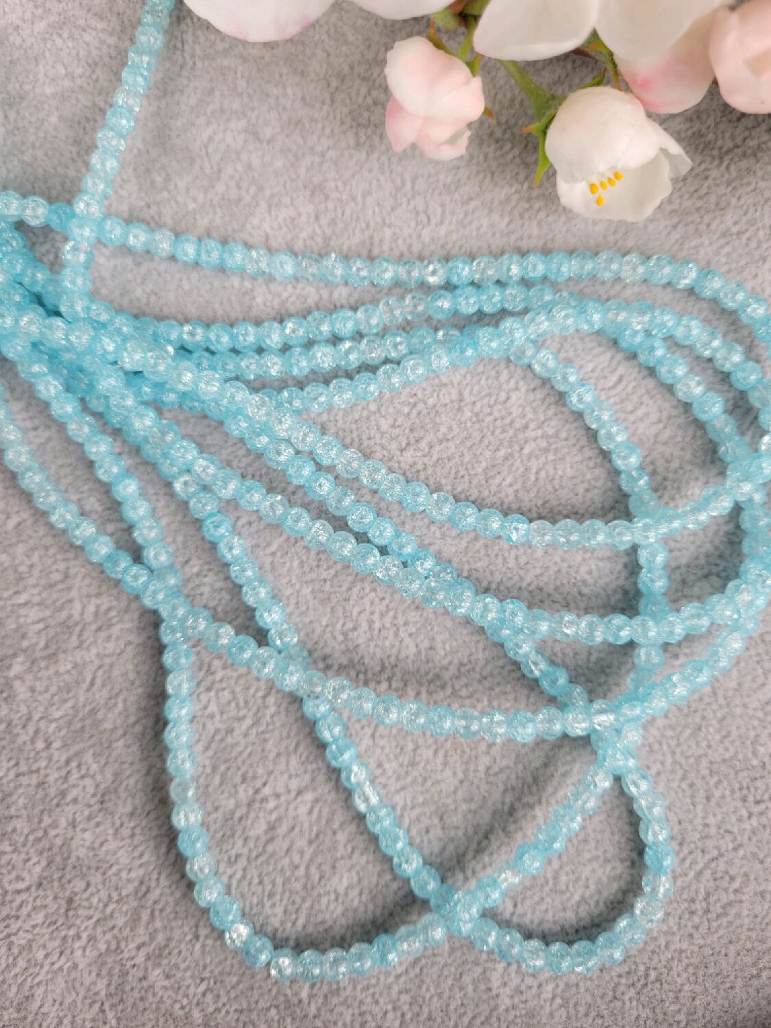 Сахарный кварц, 4 мм, ярко голубой , нить в интернет-магазине Ярмарка ...