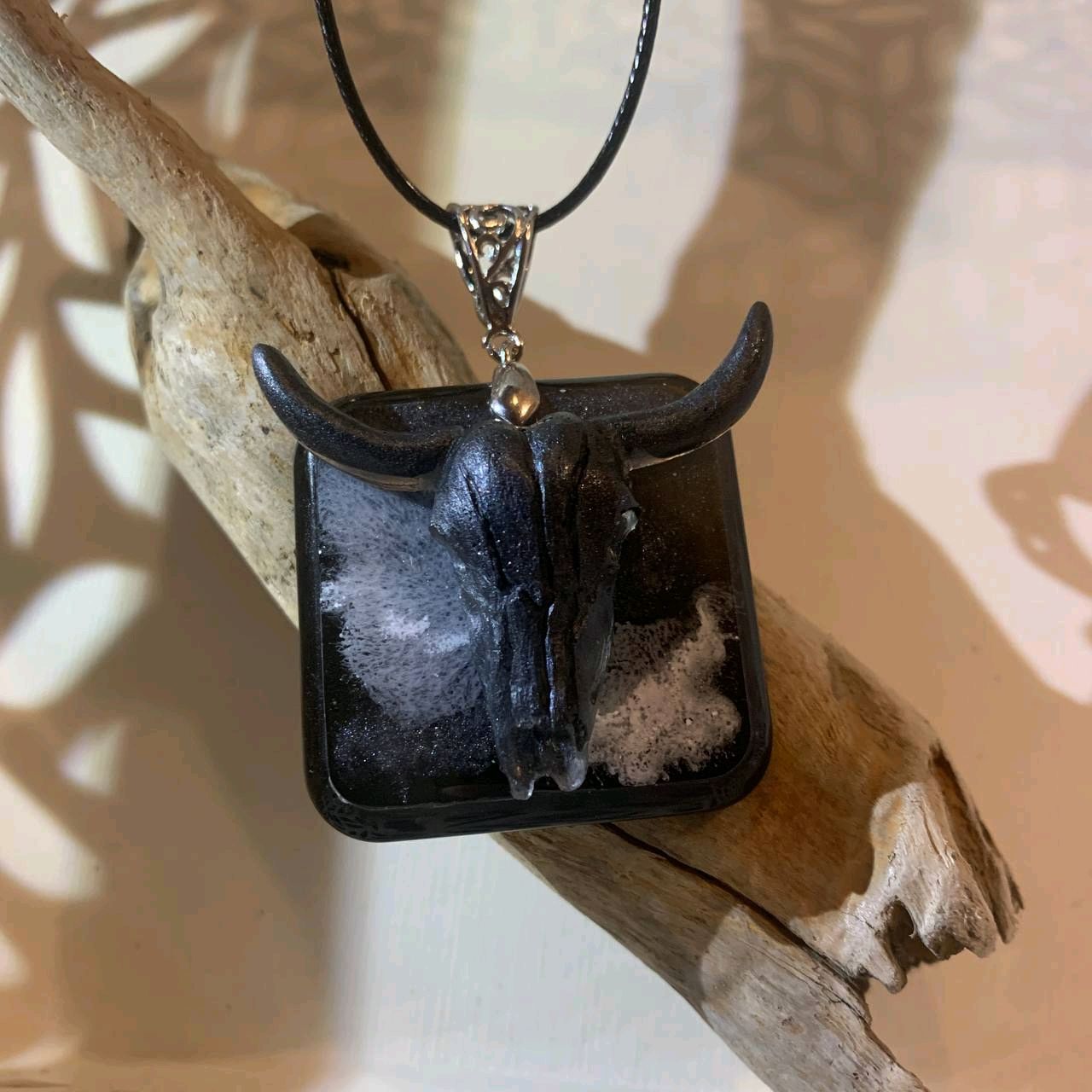 Талисман ручной работы с бычьим черепом• в интернет-магазине на Ярмарке ...