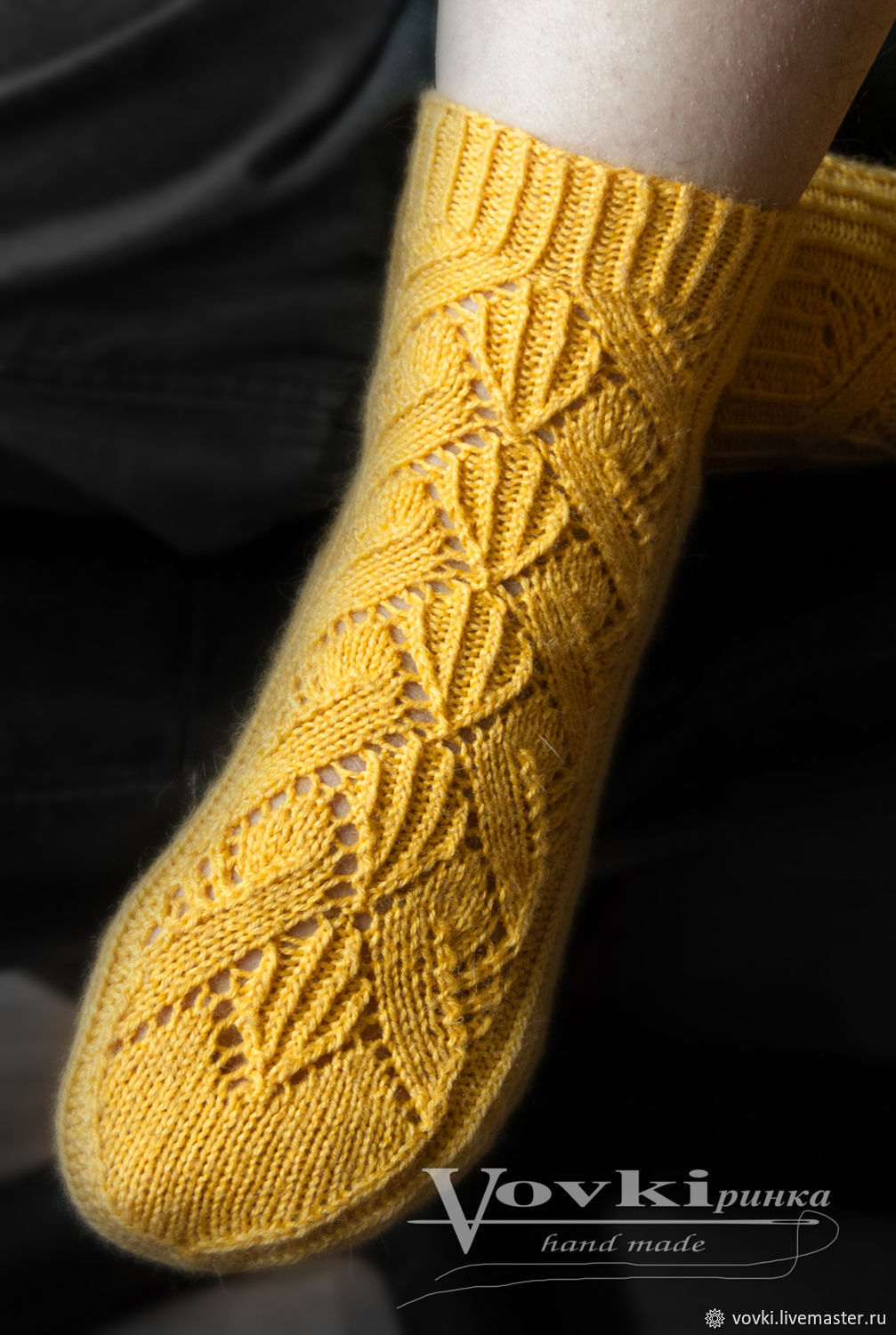 Яркие теплые носки спицами из полушерсти с японским ажуром в интернет ...