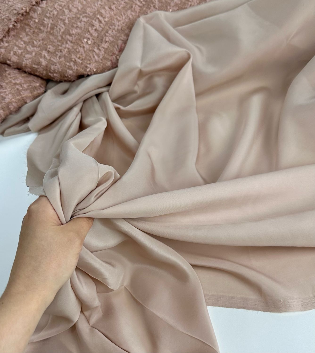 Шелк туаль припыленно-пудровый купить в интернет-магазине Ярмарка ...