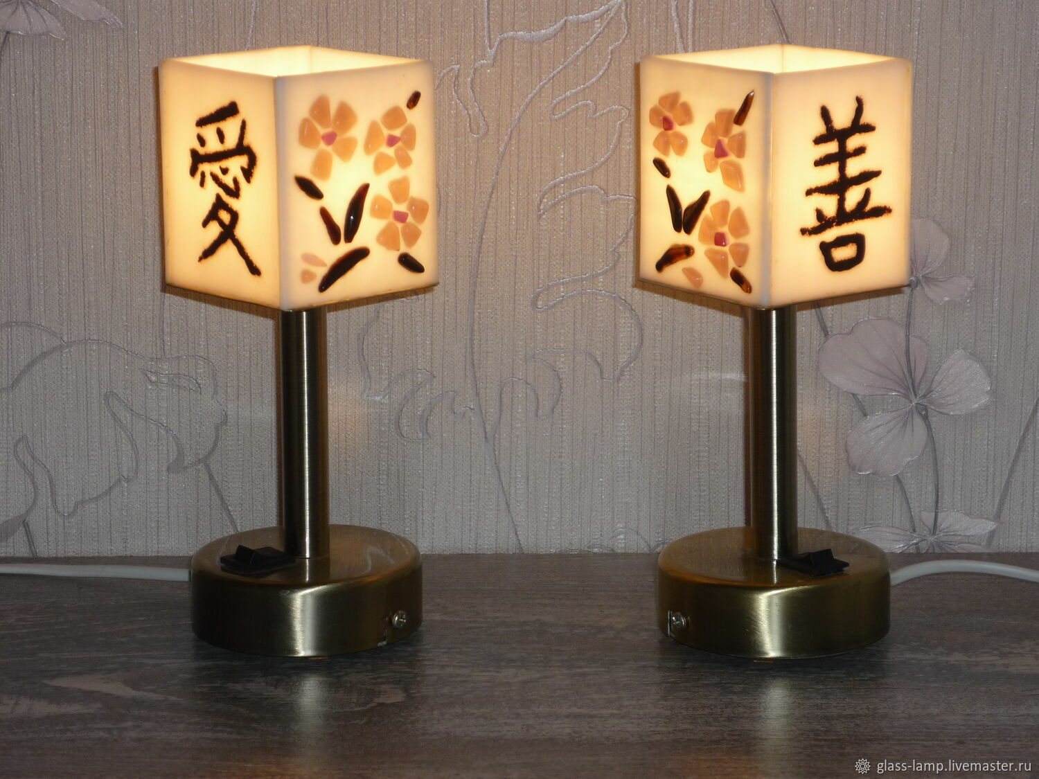 Светильники настольные "Сакура" стекло, фьюзинг в интернет-магазине на ...