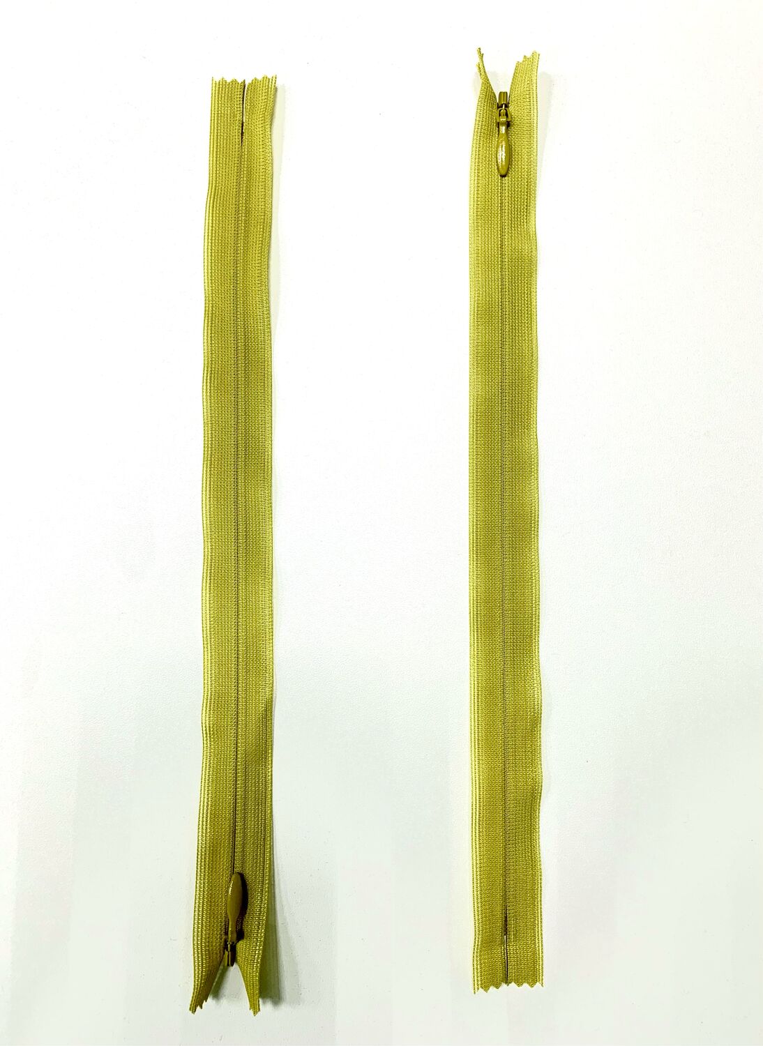 Молния японская потайная YKK 25 см, молния золотистая, грушевый цвет купить в интернет-магазине ...