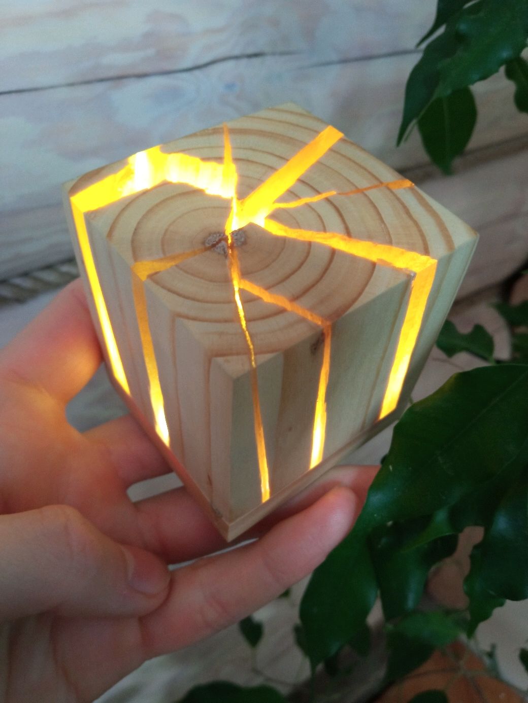 Светильник из эпоксидной смолы и дерева в интернет-магазине на Ярмарке ...