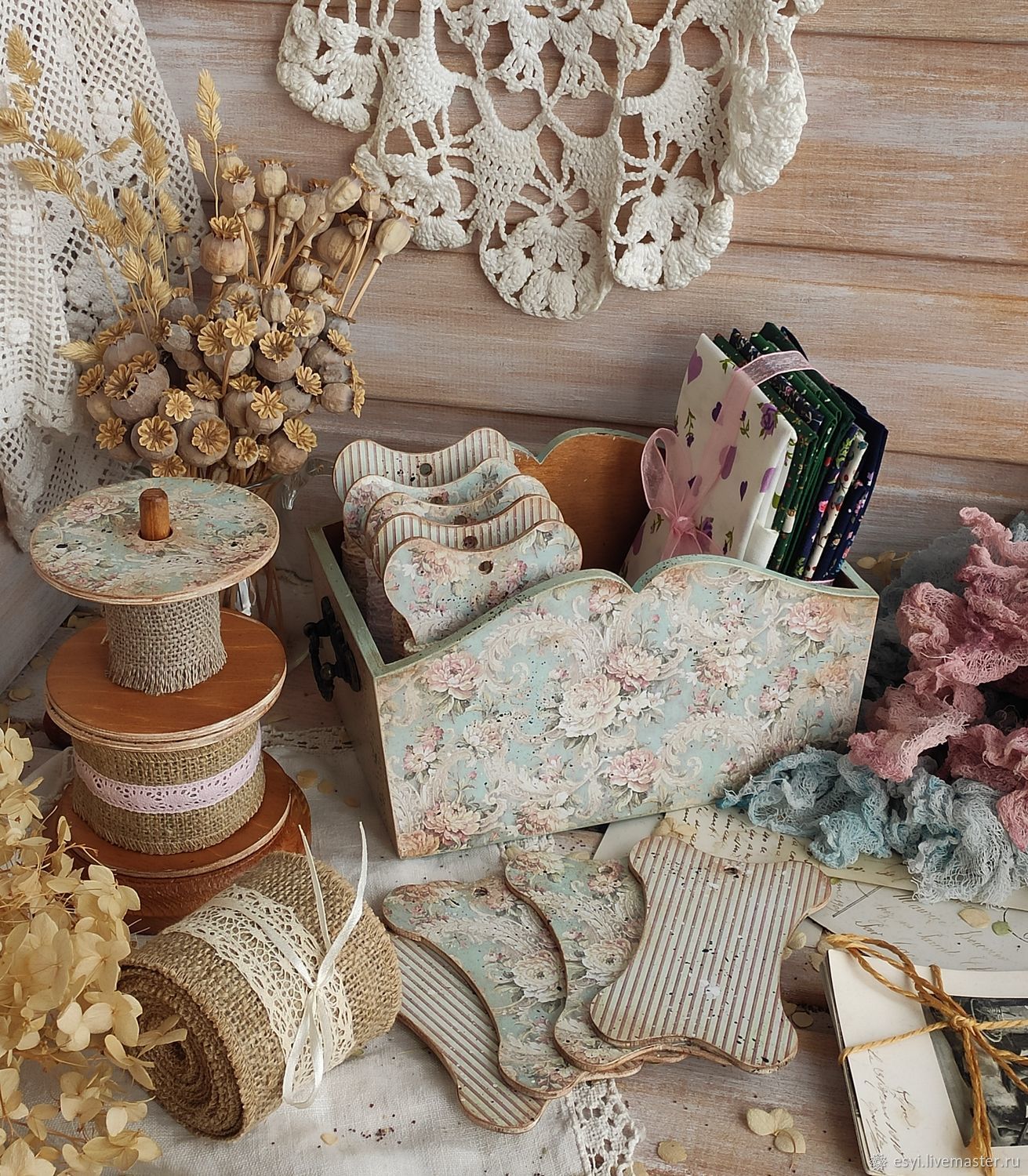 Набор для рукодельницы "Мятные розы" короб+катушки – купить на Ярмарке ...