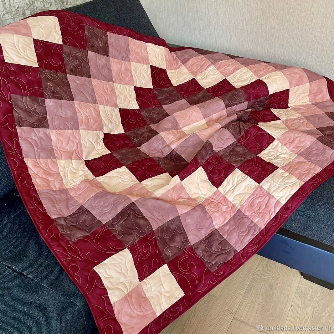 Лоскутное покрывало "Вишневый крем" купить в интернет-магазине Ярмарка Мастеров по цене 14900 ...