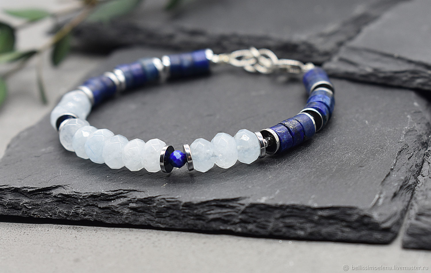 Браслет из натуральных камней, лазурит, голубой кварц, гематит серебро ...