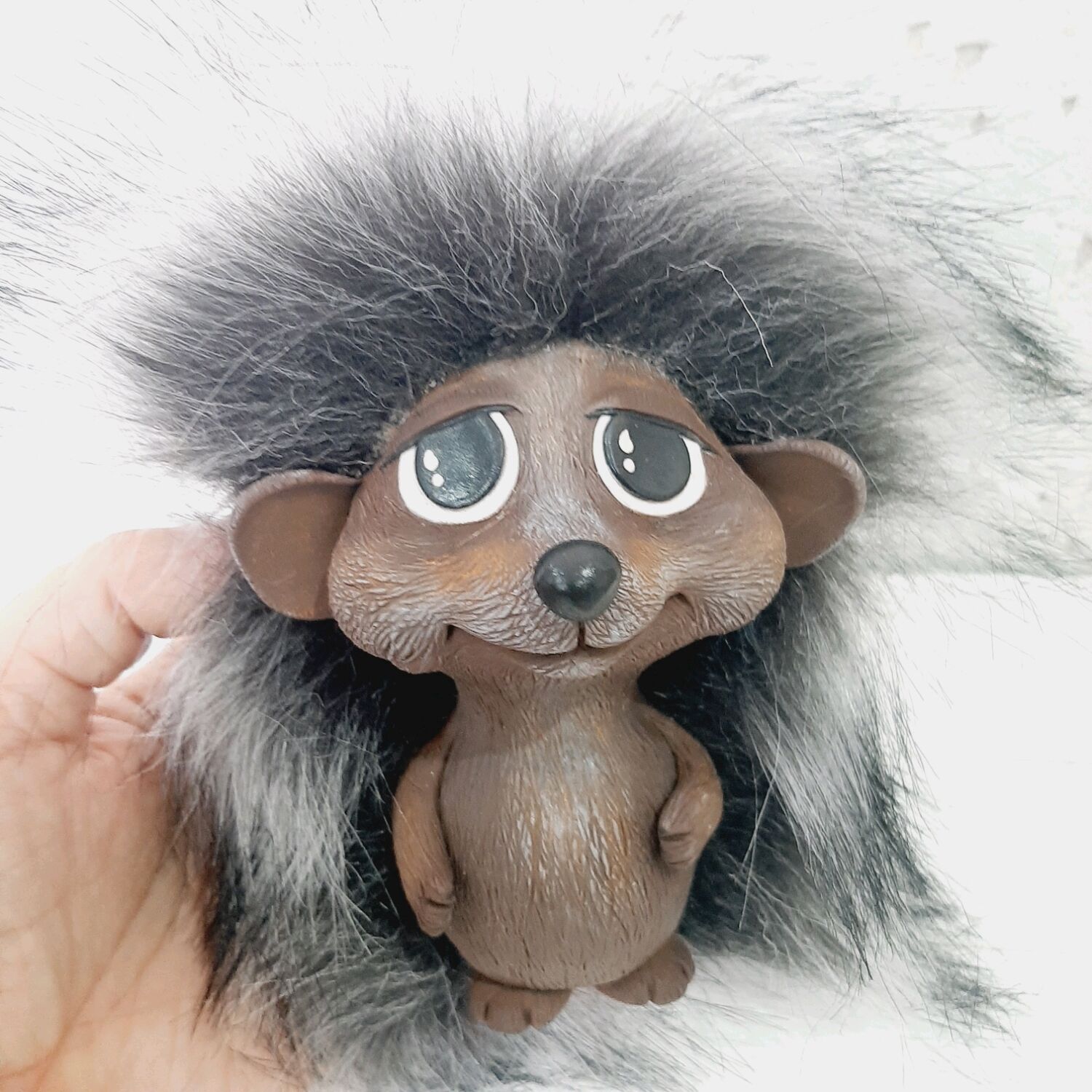Милая игрушка Ёжик фигурка из полимерной глины и меха Подарок ребенку в ...