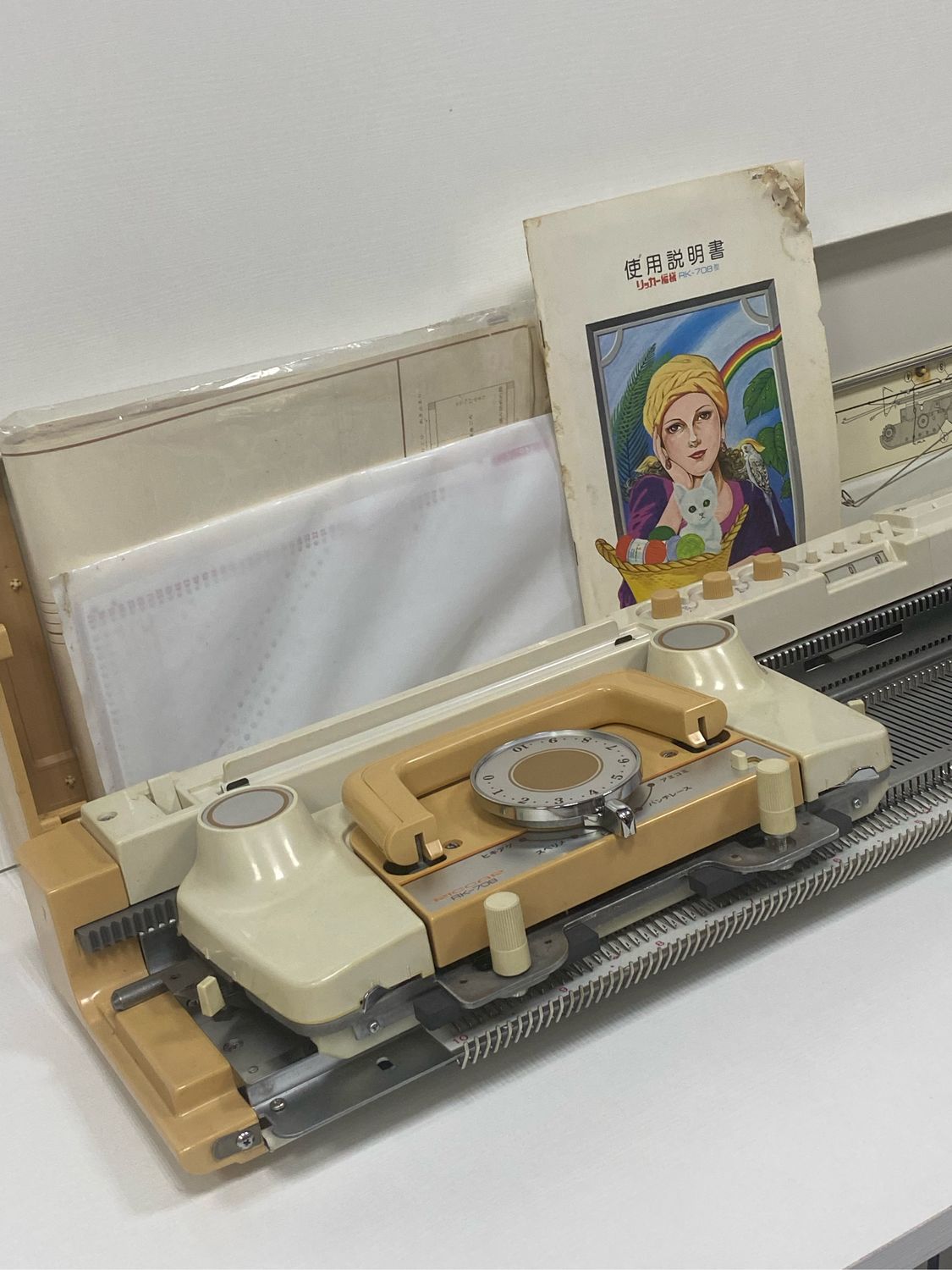 Riccar RK708(Silver Reed SK328/280), 5 класс,вяз.машина , новая,Япония ...