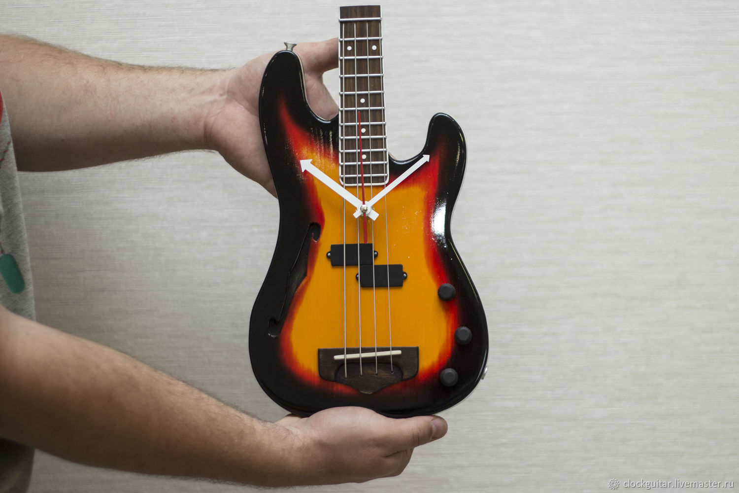 Часы-гитара aka Fender Precision bass PBAC-950 в интернет-магазине на ...