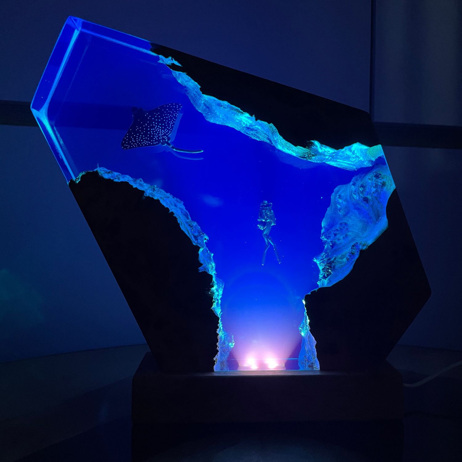 Светильник / Ночник из эпоксидной смолы в интернет-магазине Ярмарка ...