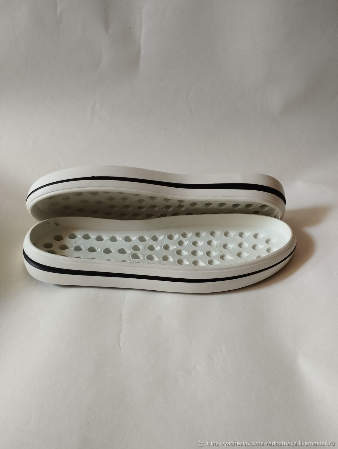 Подошва ЛИРА бел.2 терт м-пол черн п/у кедная 36-41 лето на заказ в ...