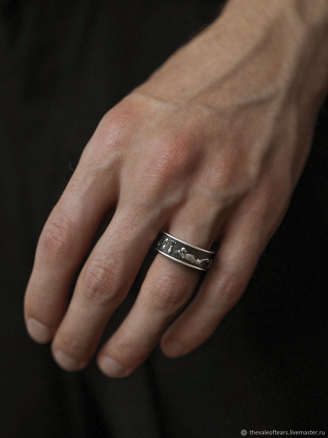 Кольцо Vanitas Band Ring на заказ в интернет-магазине Ярмарка Мастеров ...