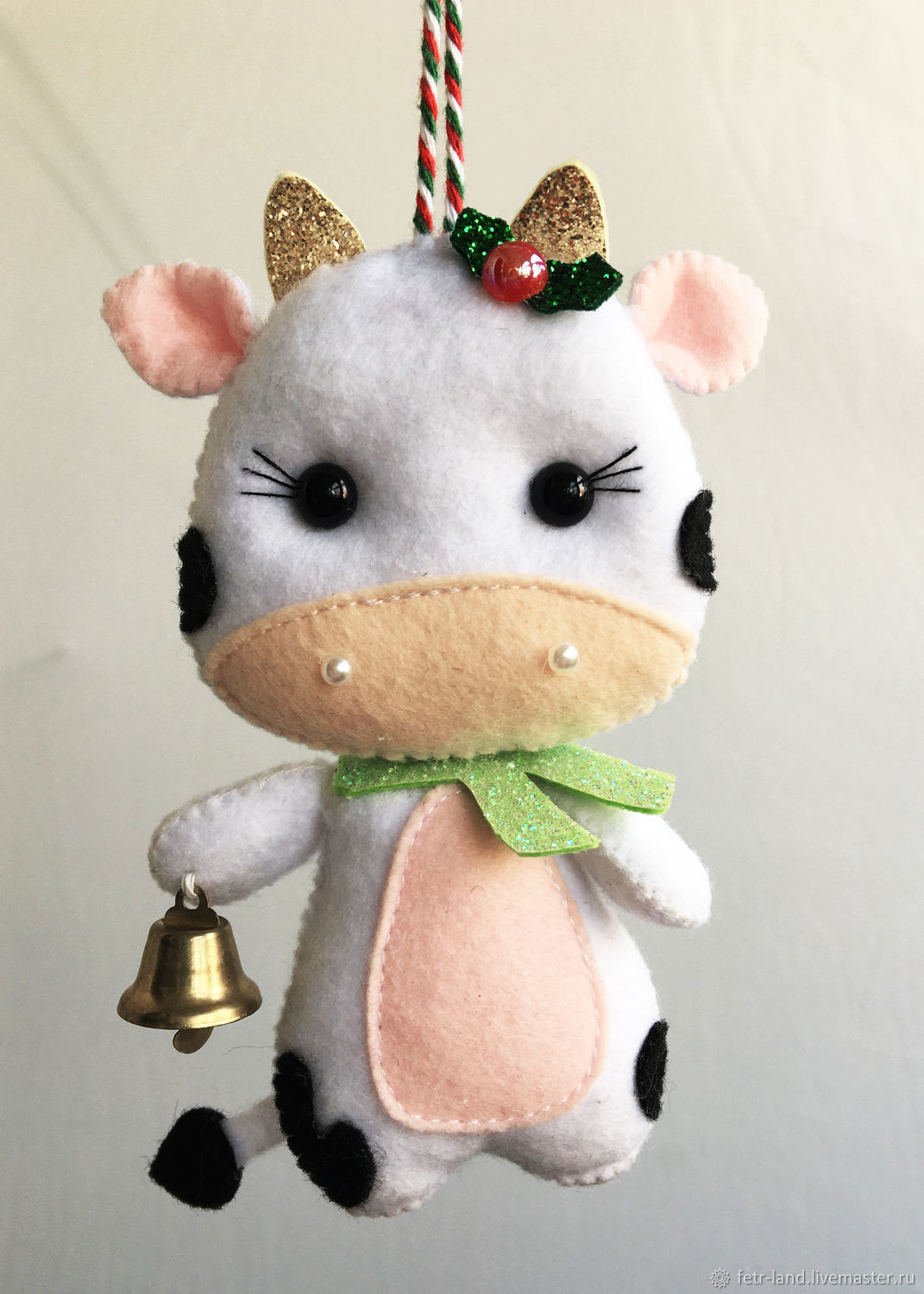 Елочные игрушки из фетра бык (корова) Новогоднии игрушки из фетра ...