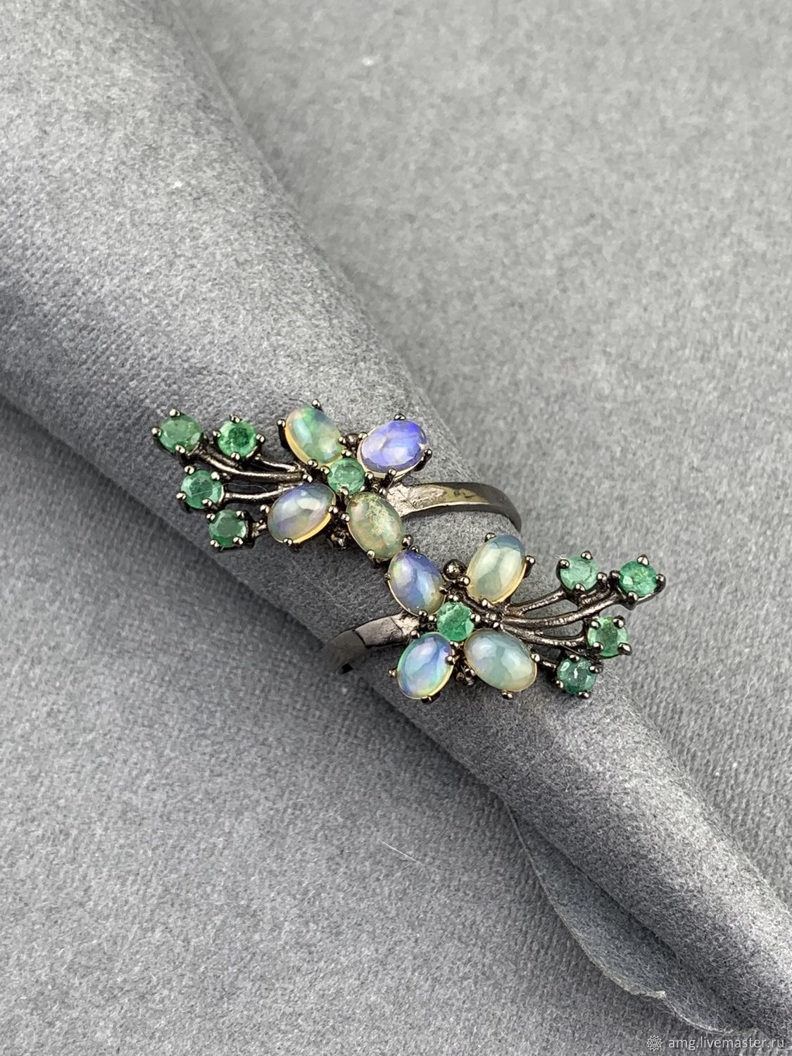 Кольцо с насыщенными изумрудами 1,4 ct и опалами 2,93 ct купить в интернет-магазине Ярмарка ...