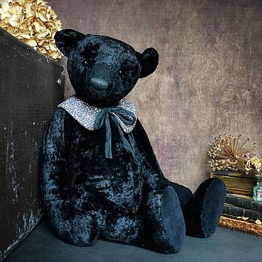 Toy bear store