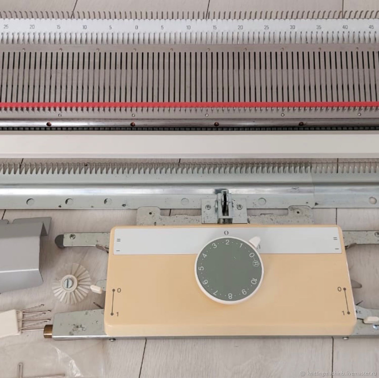 Вязальная машина. Нижняя фонтура Silver Reed SR 860 (4 класс) – купить ...