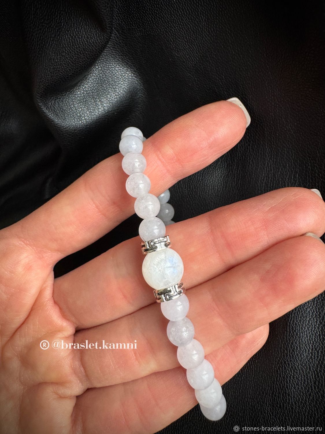 Браслет из натуральных камней. ЛУННЫЙ камень и ГОЛУБОЙ КВАРЦ в интернет ...