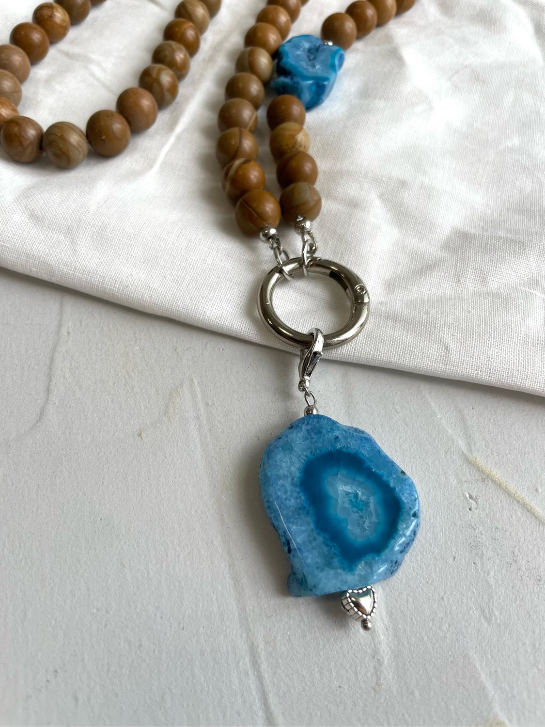 Бусы Древо из яшмы и агата в интернет-магазине Ярмарка Мастеров по цене ...