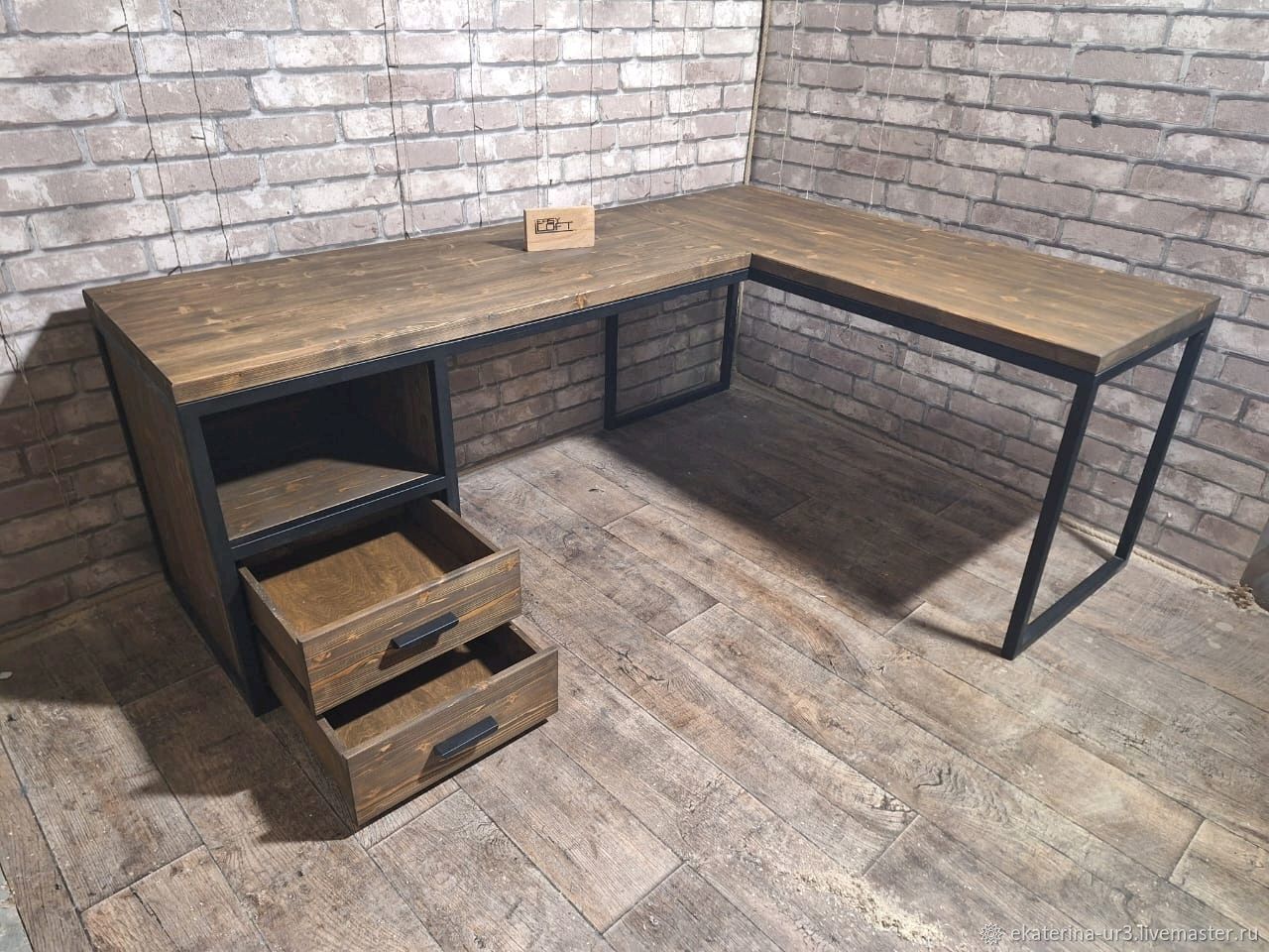Стол угловой ,письменный с выдвижными ящиками в стиле лофт в интернет ...