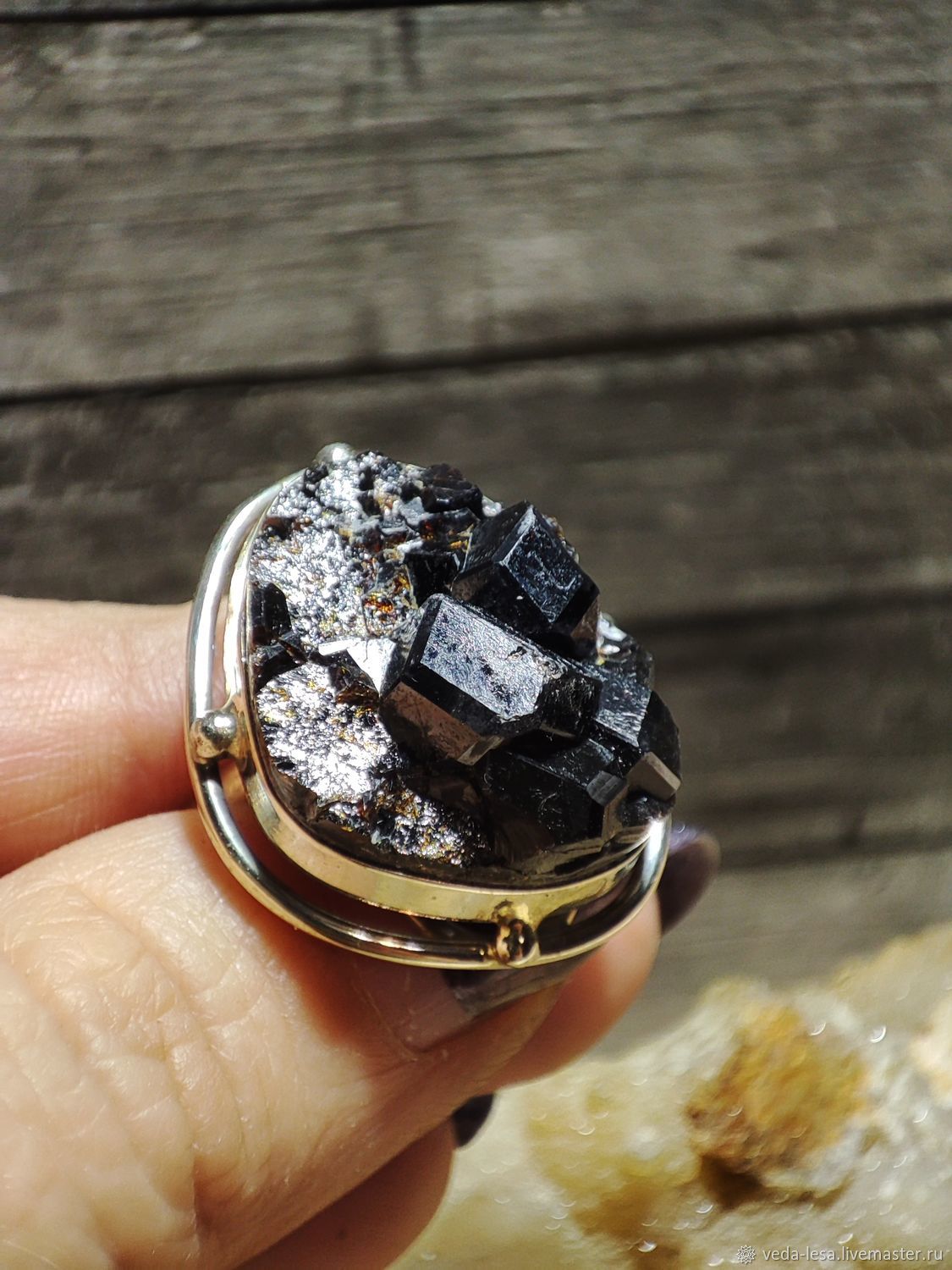 Гранат андрадит кольцо "Черногорье" купить в интернет-магазине Ярмарка ...