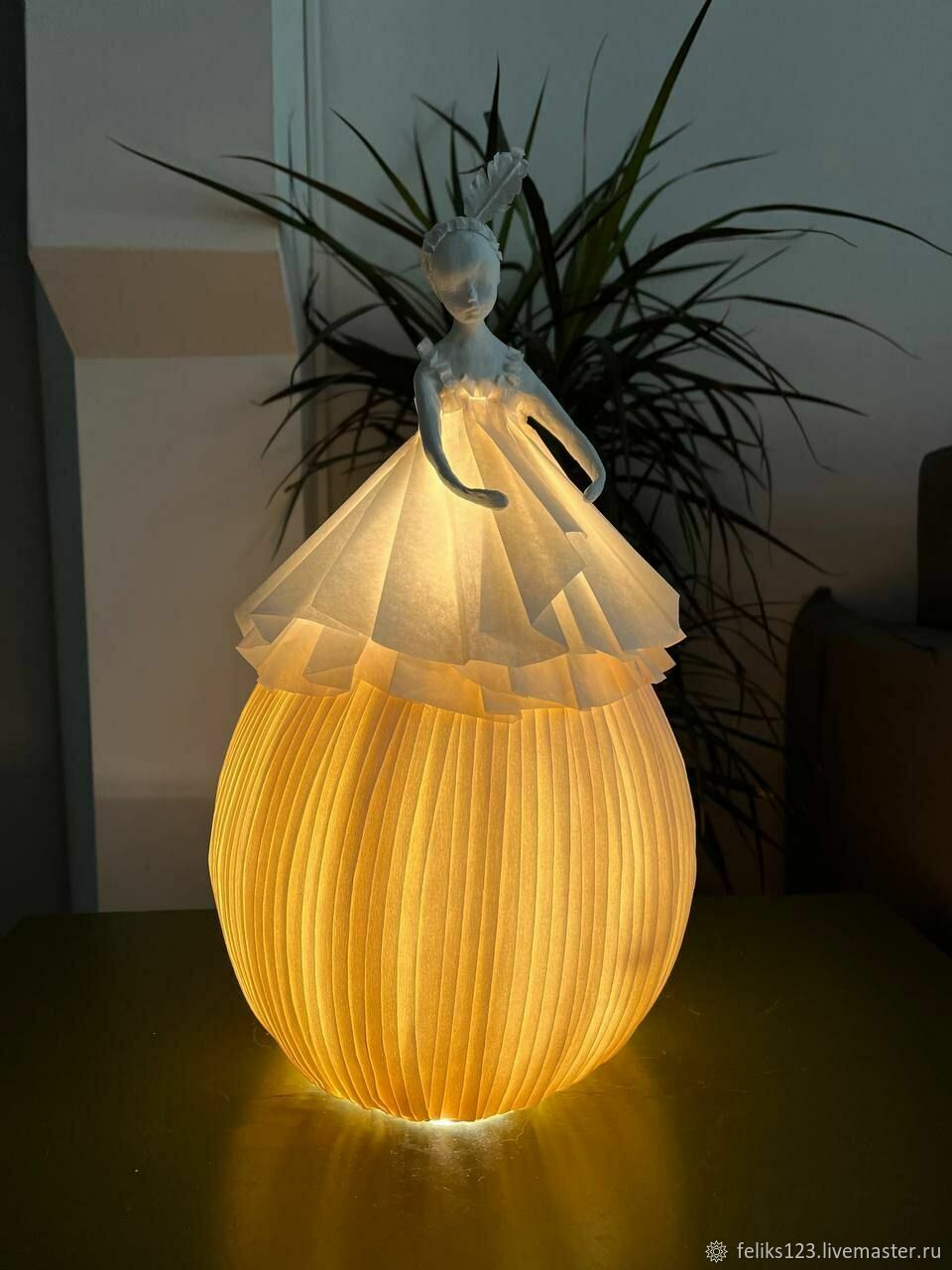 Настольные лампы: Светильник в интернет-магазине Ярмарка Мастеров по ...