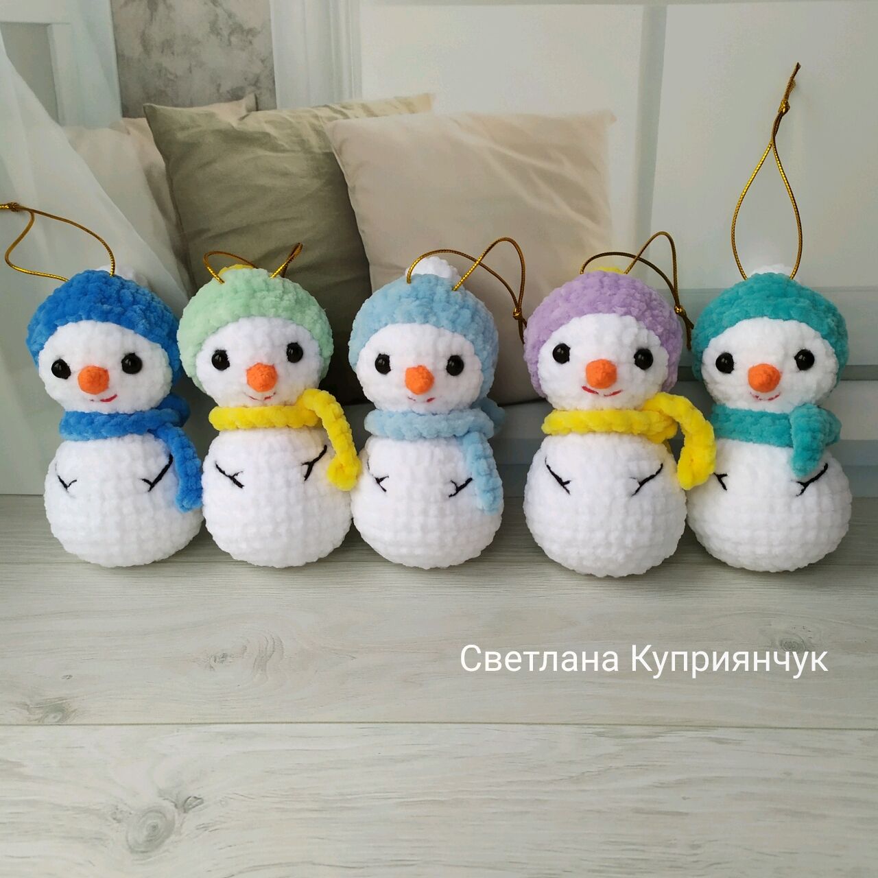 Снеговик вязаная игрушка. Плюшевый снеговик. Новогодний подарок. в ...