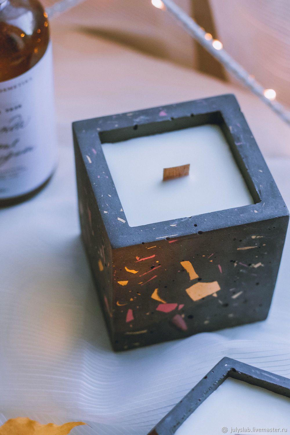 Соевая свеча в бетоне Терраццо Autumn с древесным фитилем купить в интернет магазине Ярмарка