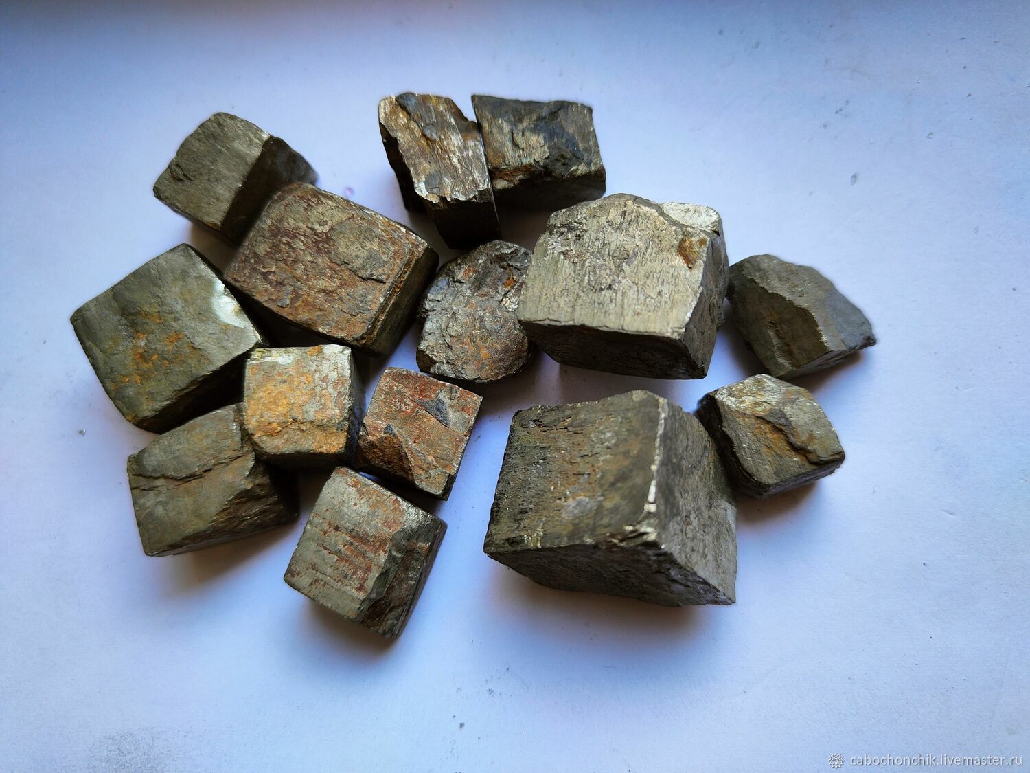 Пирит необработанный кусочки 1,5-2см купить в интернет-магазине Ярмарка ...