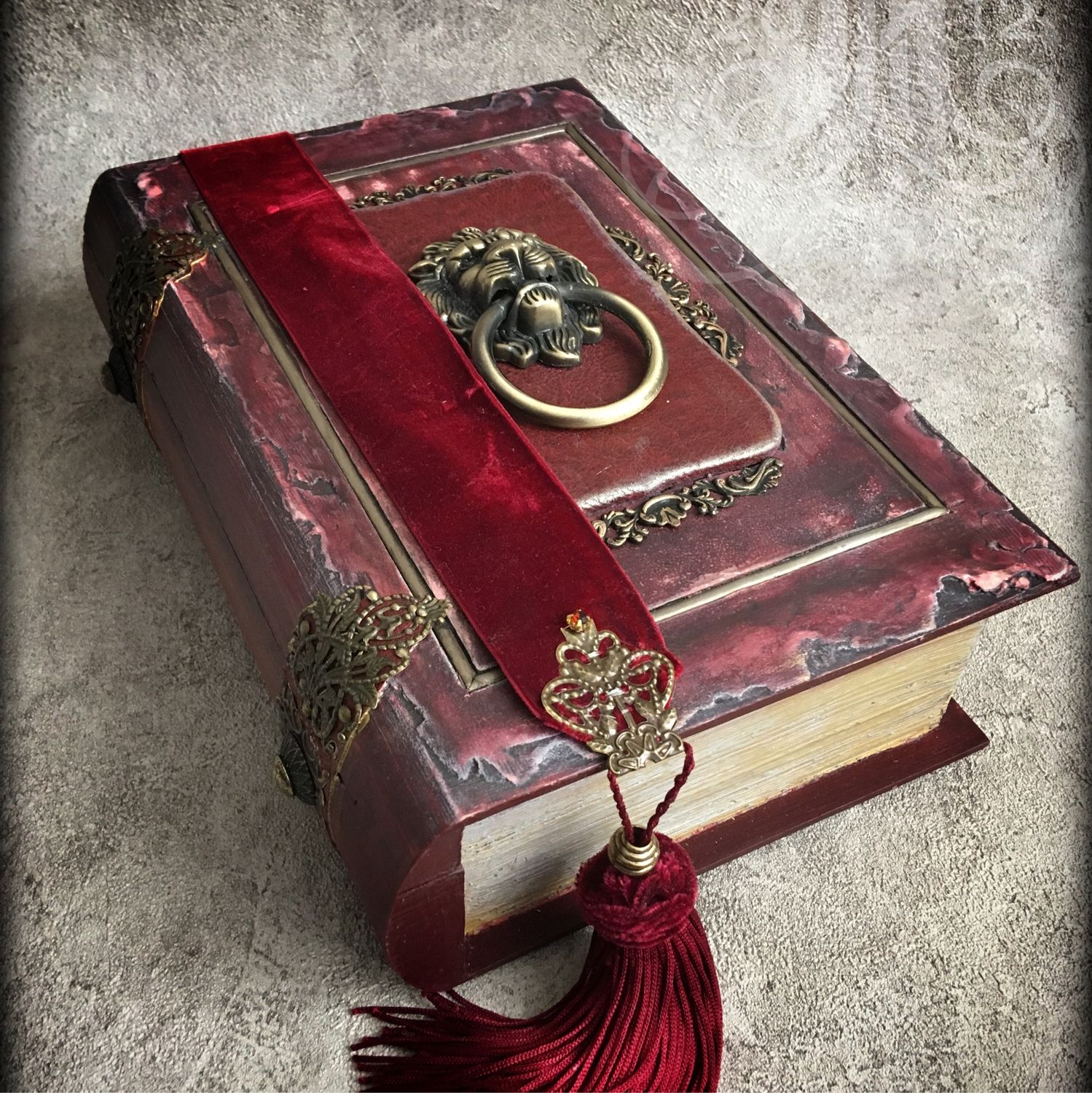 Книга - шкатулка Фолиант Burgundy Lord в интернет-магазине на Ярмарке ...