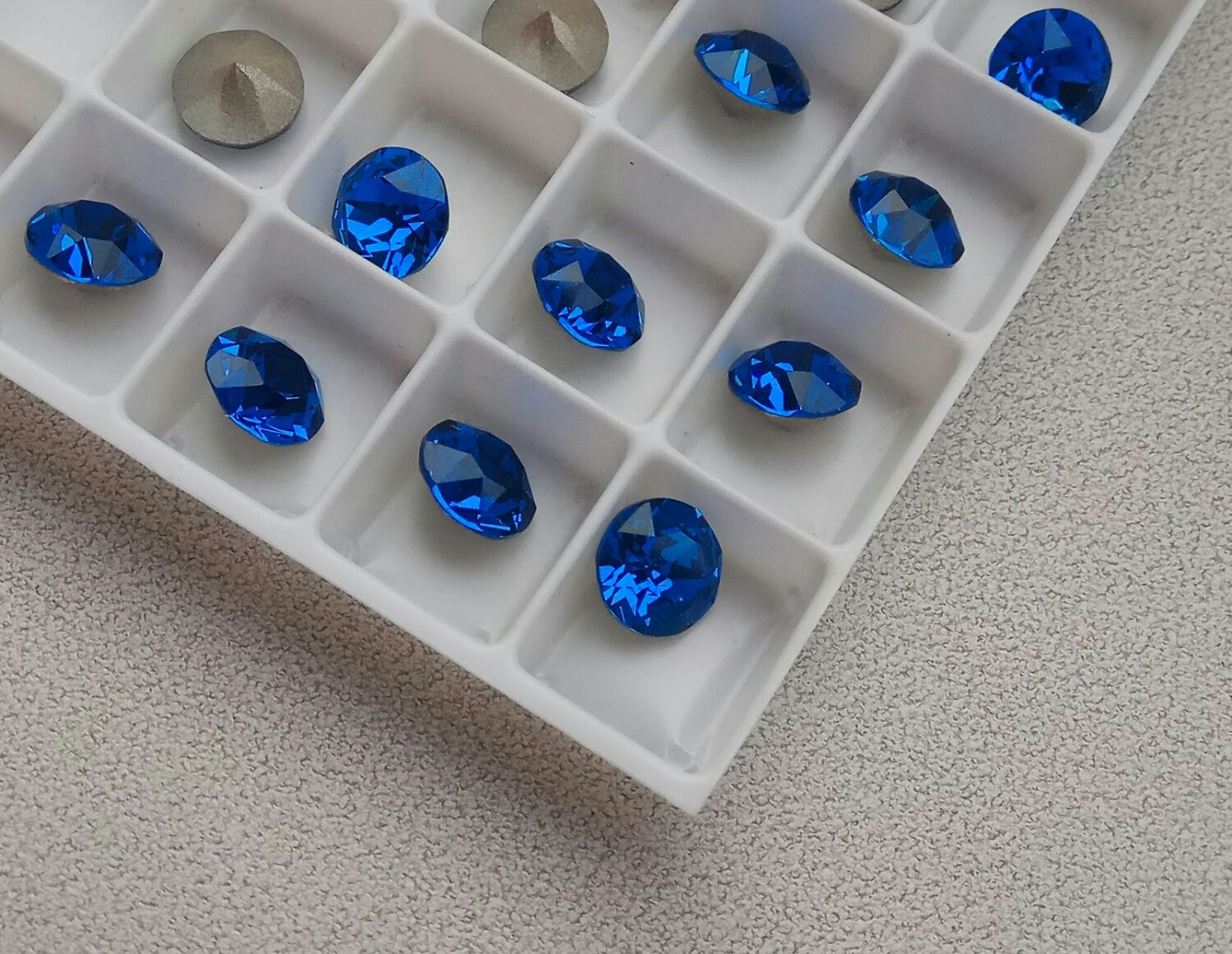 NEW! Шатон 6мм Swarovski Capri Blue F 1088 Сваровски в интернет ...