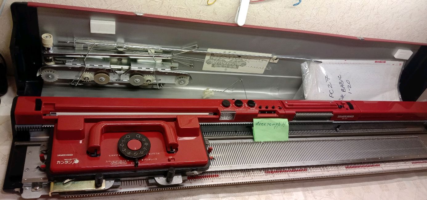 Silver Reed SK700. Вязальная машина 5кл. в интернет-магазине на Ярмарке ...