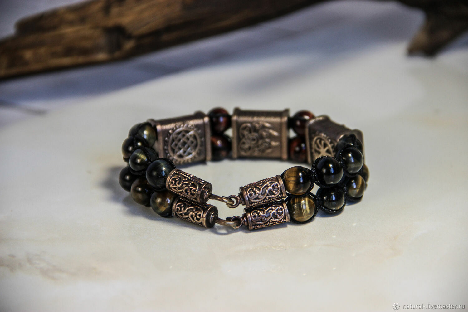 Браслет мужской славянский из камней с рунами в интернет-магазине ...
