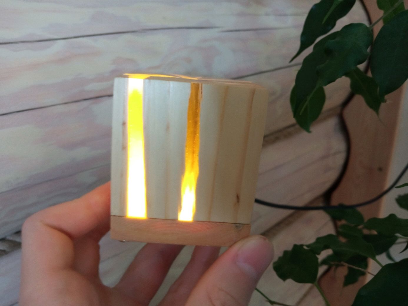 Светильник из эпоксидной смолы и дерева в интернет-магазине Ярмарка ...